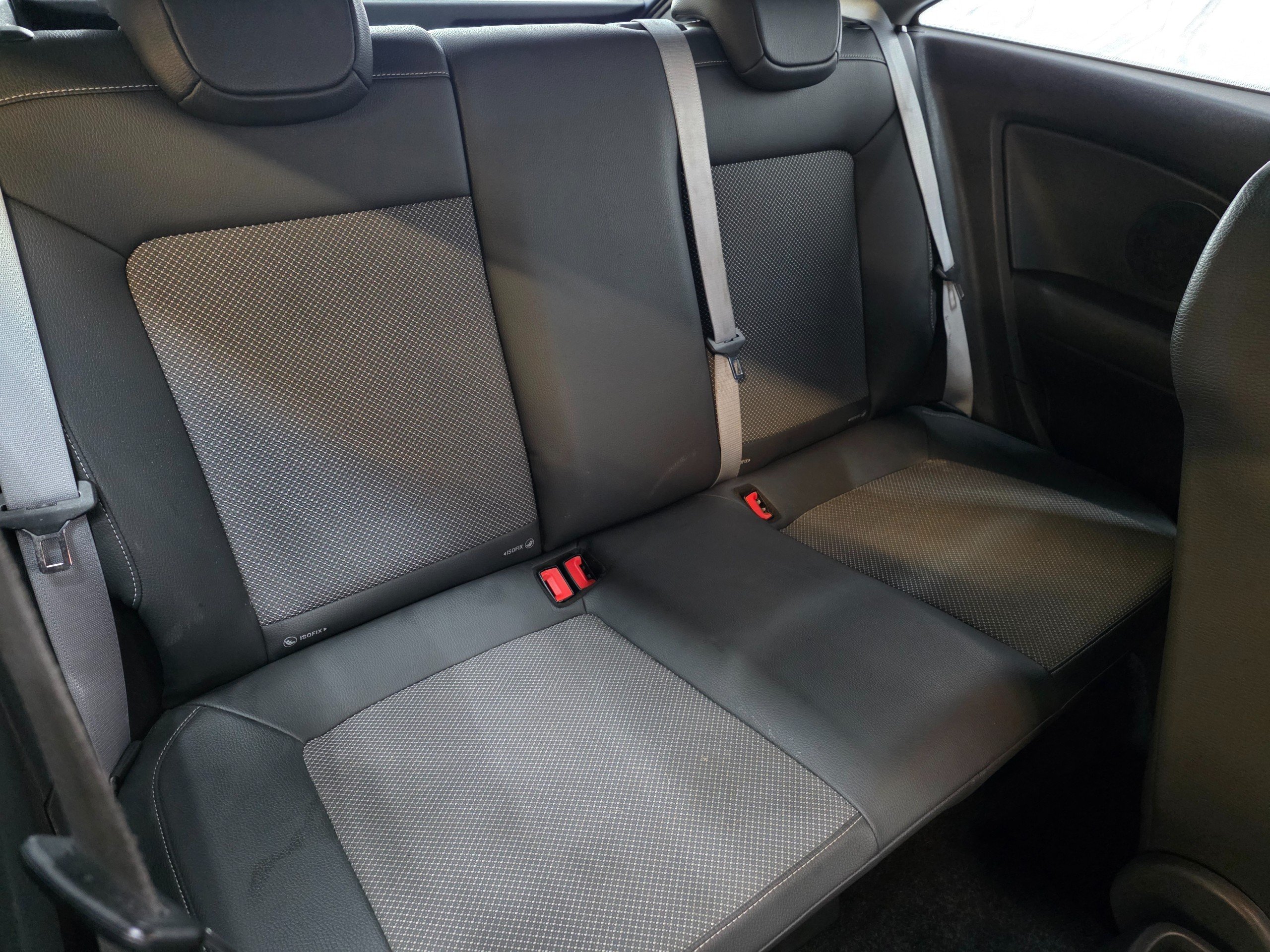 Used 2010 Vauxhall Corsa 1.2i 16v SE Hatchback 3dr Petrol Manual (a/c ...